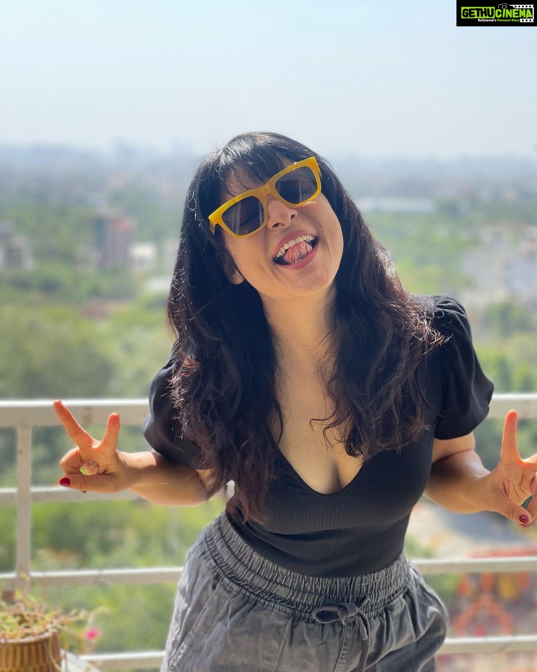 Simple Kaul's Most Liked Photos and Posts - Gethu Cinema