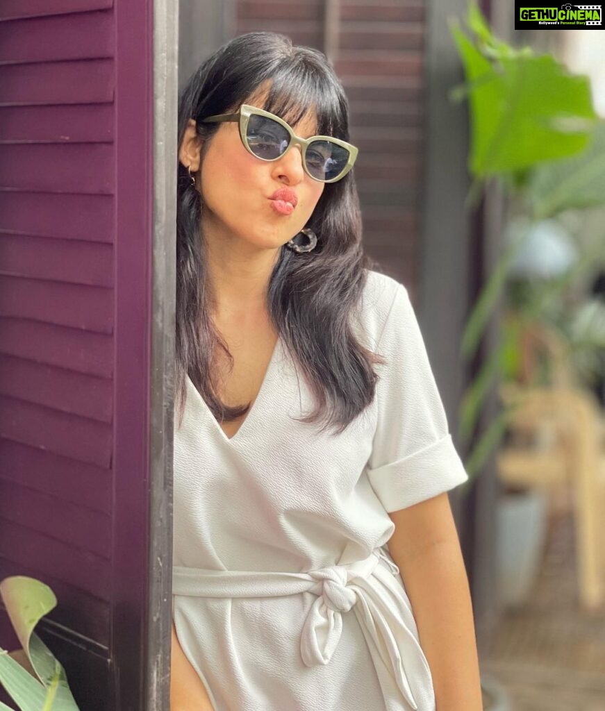 Actress Simple Kaul HD Instagram Photos and Wallpapers September 2022 ...