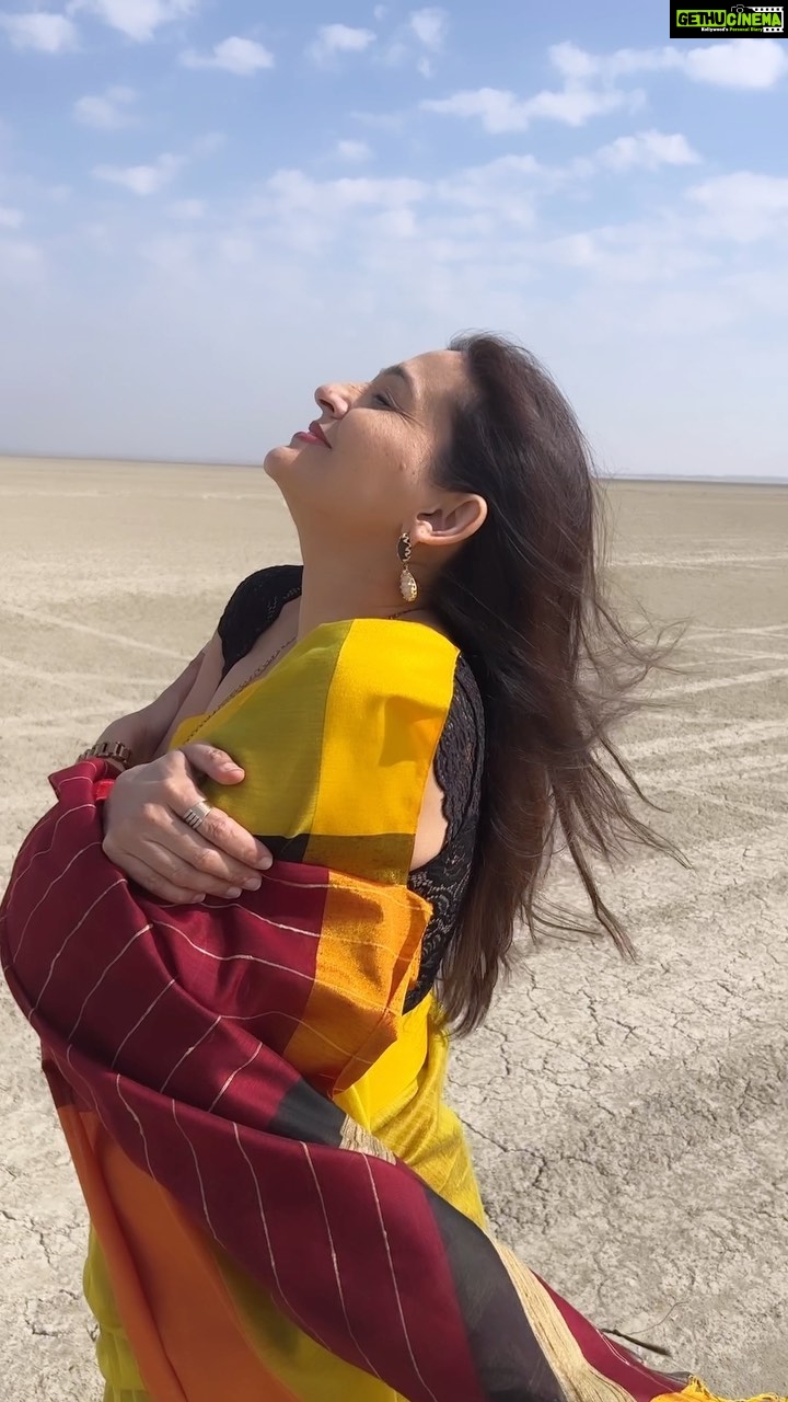 Actress Smita Bansal HD Instagram Photos and Wallpapers February 2023 ...