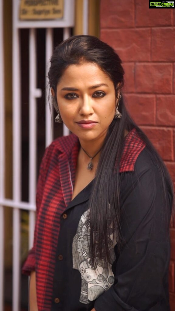 Actress Sohini Sarkar HD Instagram Photos and Wallpapers March 2023 ...