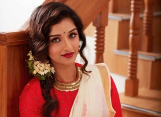 Singer Sowmya Menon Wiki, Biography, Age, Gallery, Wallpaper & more