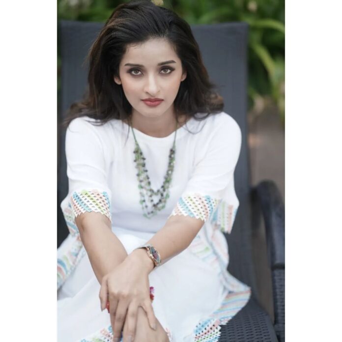 Singer Sowmya Menon HD Photos and Wallpapers September 2022 - Gethu Cinema