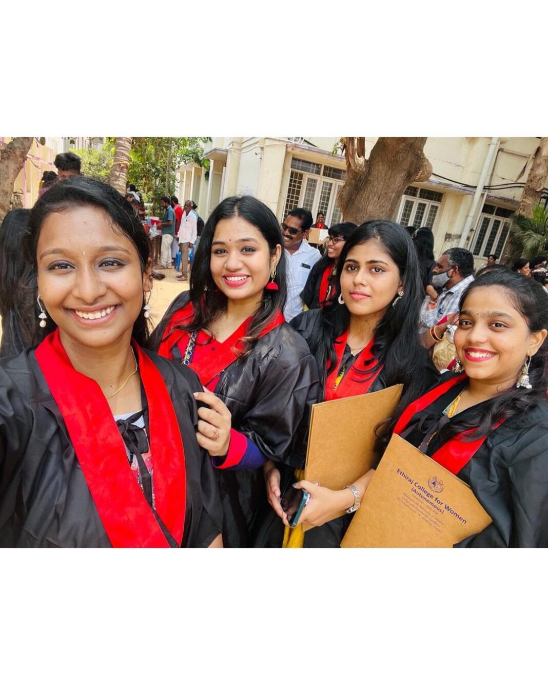 Singer Srinisha Jayaseelan HD Photos and Wallpapers May 2022 - Gethu Cinema