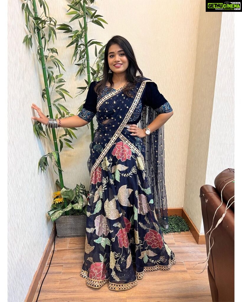 Singer Srinisha Jayaseelan HD Instagram Photos and Wallpapers October ...