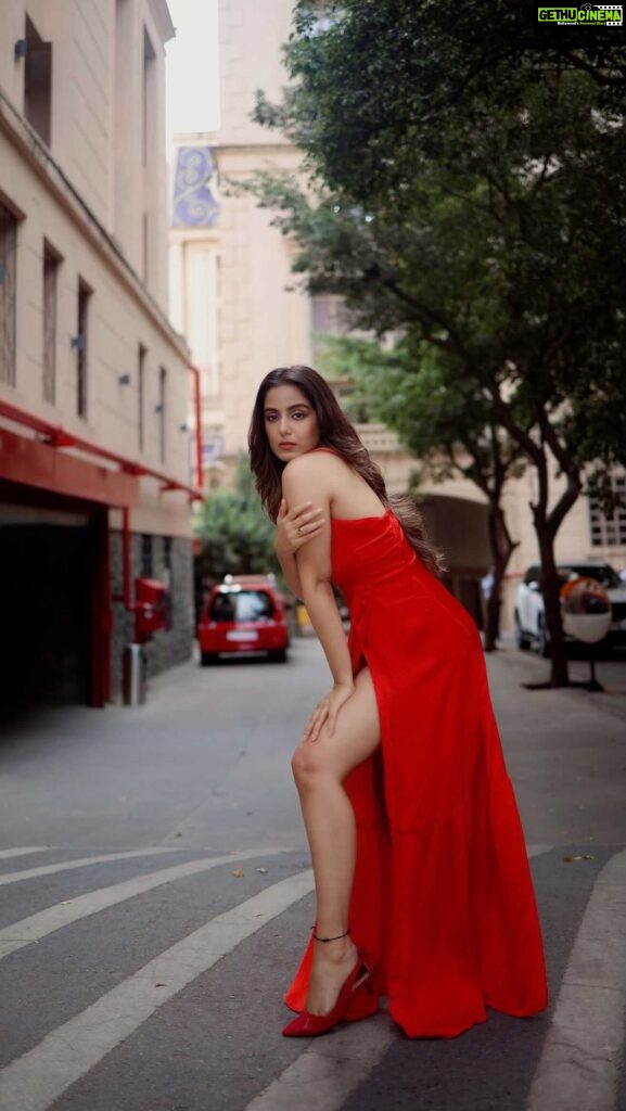 Actress Srishty Rode HD Instagram Photos and Wallpapers July 2022 ...