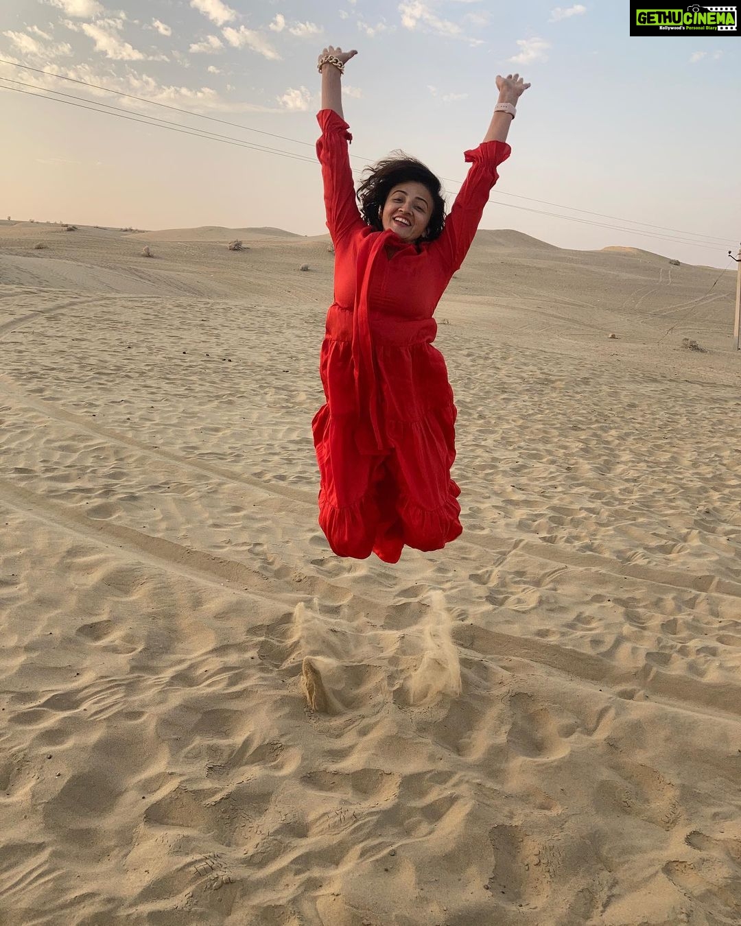 Suhasi Dhami Instagram – Finally getting to wear jacket and gloves😀😀😀 ...