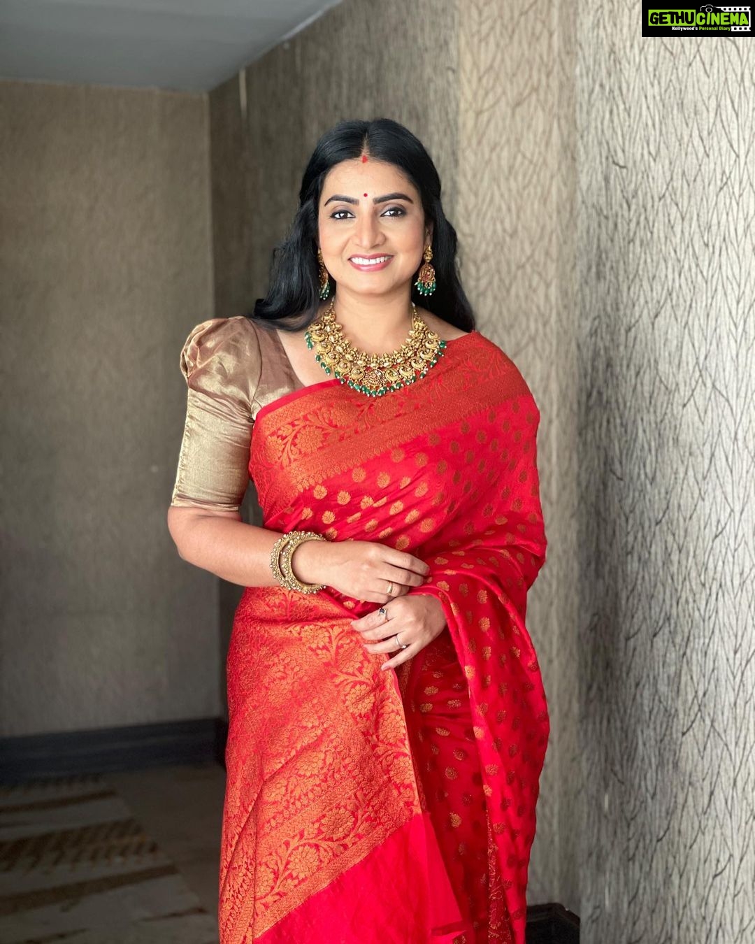 Actress Sujitha HD Photos and Wallpapers February 2023 | Gethu Cinema