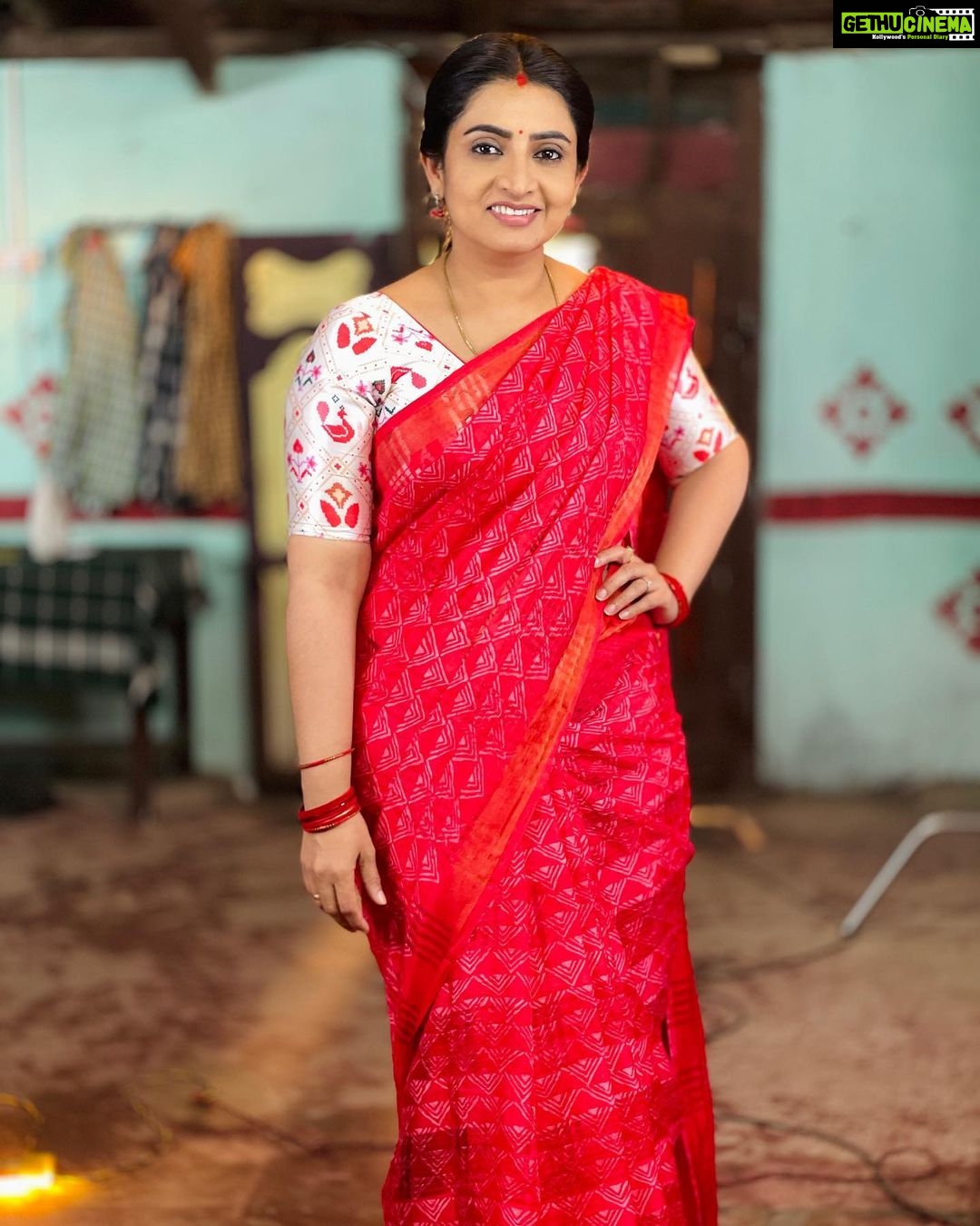 Actress Sujitha HD Photos and Wallpapers February 2023 - Gethu Cinema