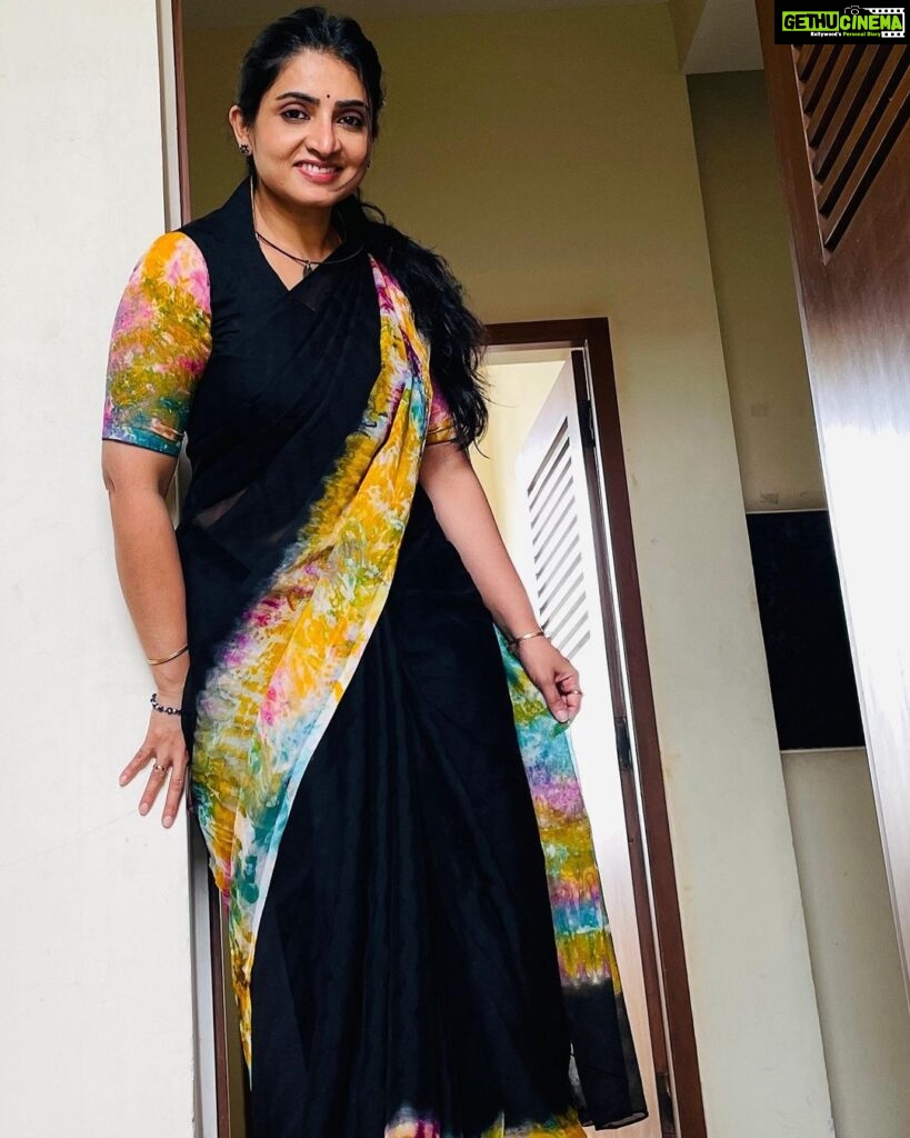 Actress Sujitha HD Photos and Wallpapers January 2023 - Gethu Cinema