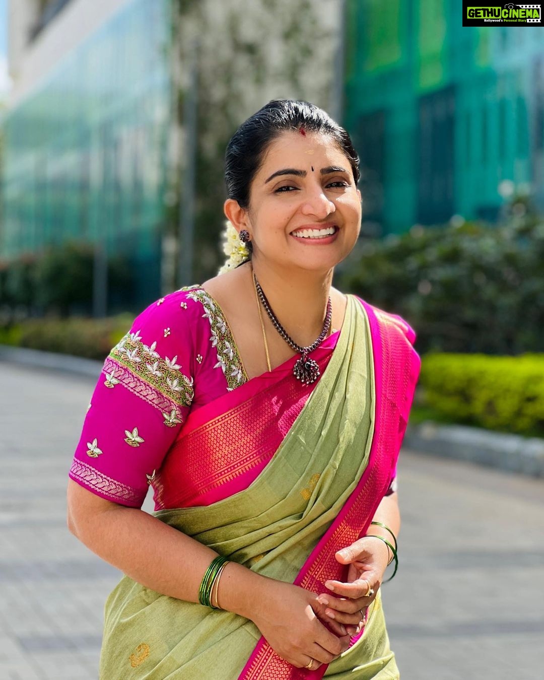 Actress Sujitha HD Photos and Wallpapers January 2023 - Gethu Cinema