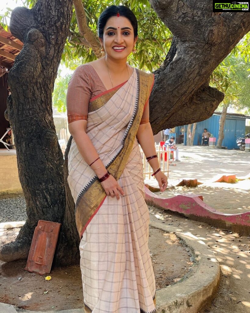 Actress Sujitha HD Instagram Photos and Wallpapers March 2023 | Gethu ...
