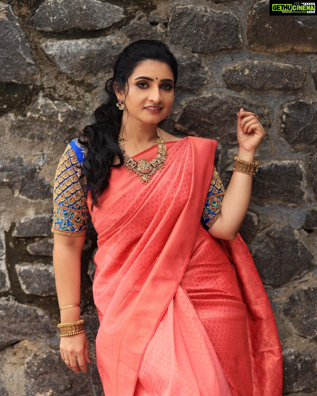 Sujitha Instagram – I am wise 🙌🏻 , So I am changing myself 🥰 #new #post #newpost #photography # ...