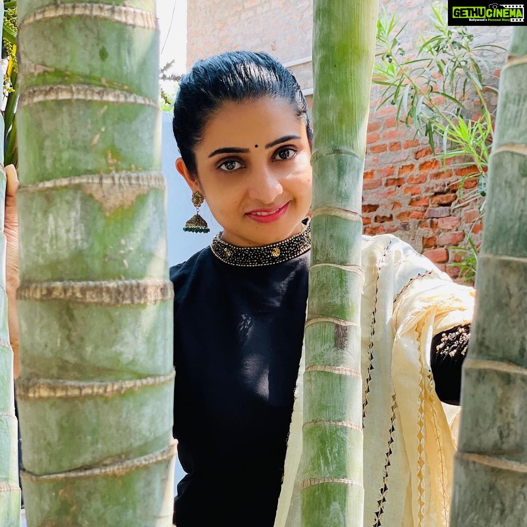 Sujitha Instagram – In the middle of nature and love ️ Nilgiri mountain ...