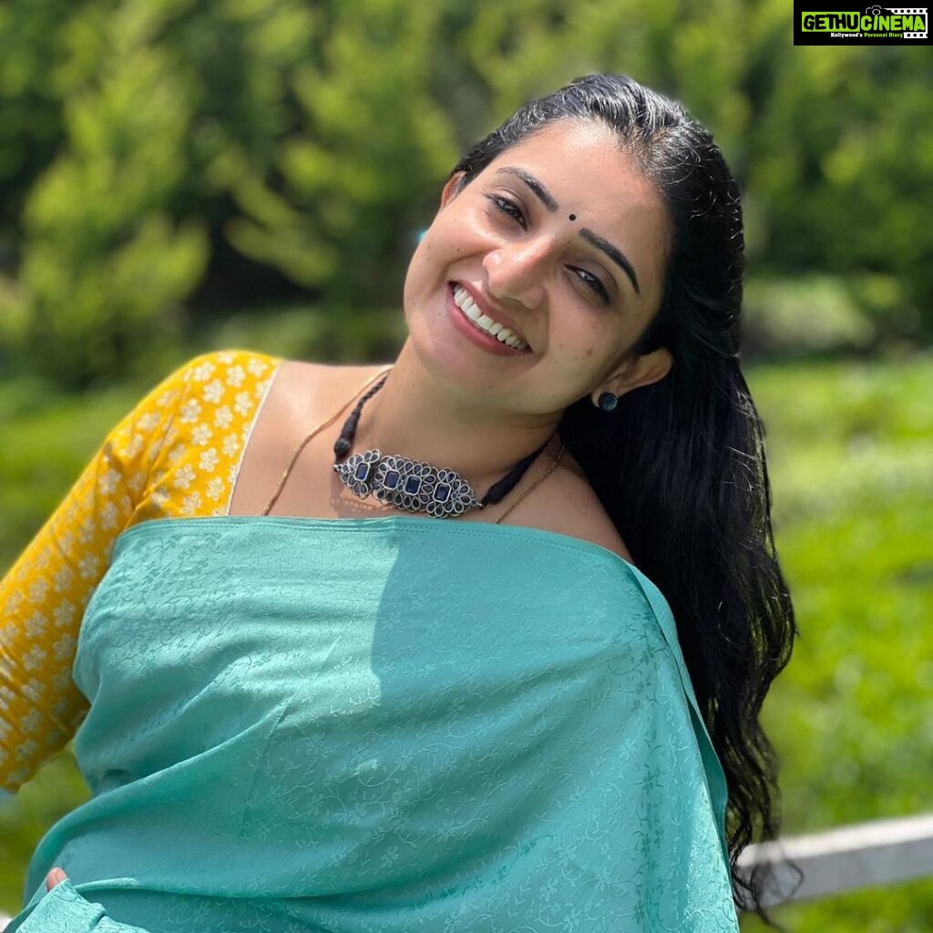 Actress Sujitha HD Photos and Wallpapers May 2022 | Gethu Cinema