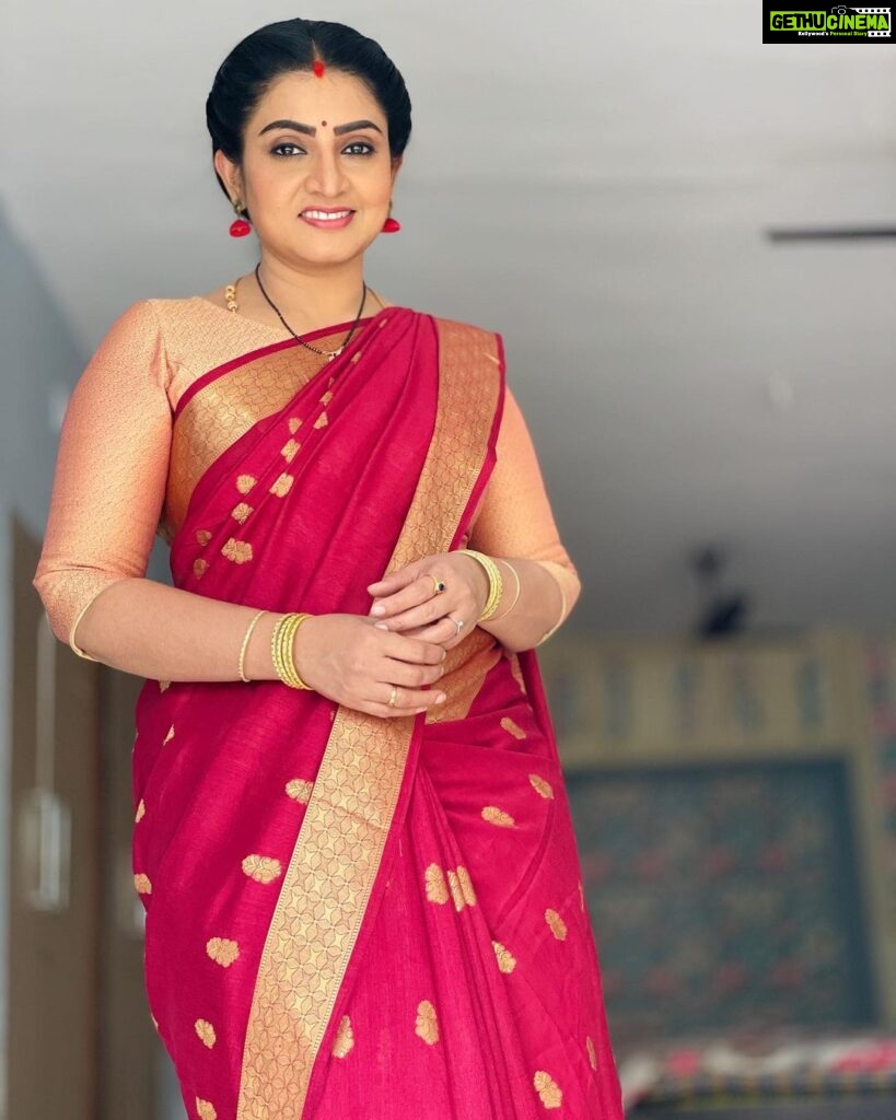 Actress Sujitha HD Instagram Photos and Wallpapers April 2023 | Gethu ...