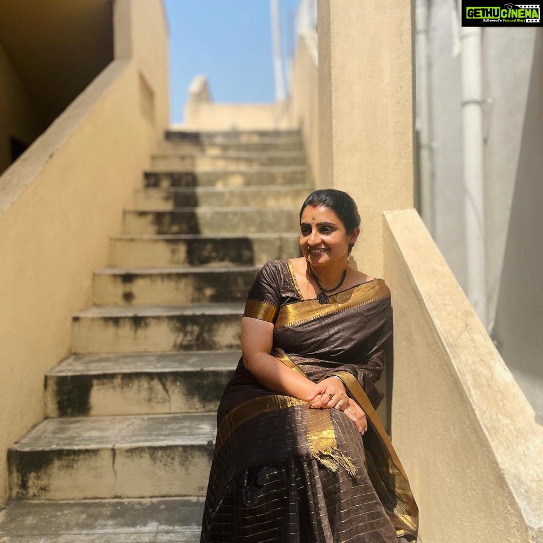 Sujitha Instagram – Me in blue 💙 Special Kerala jewellery @murugan ...