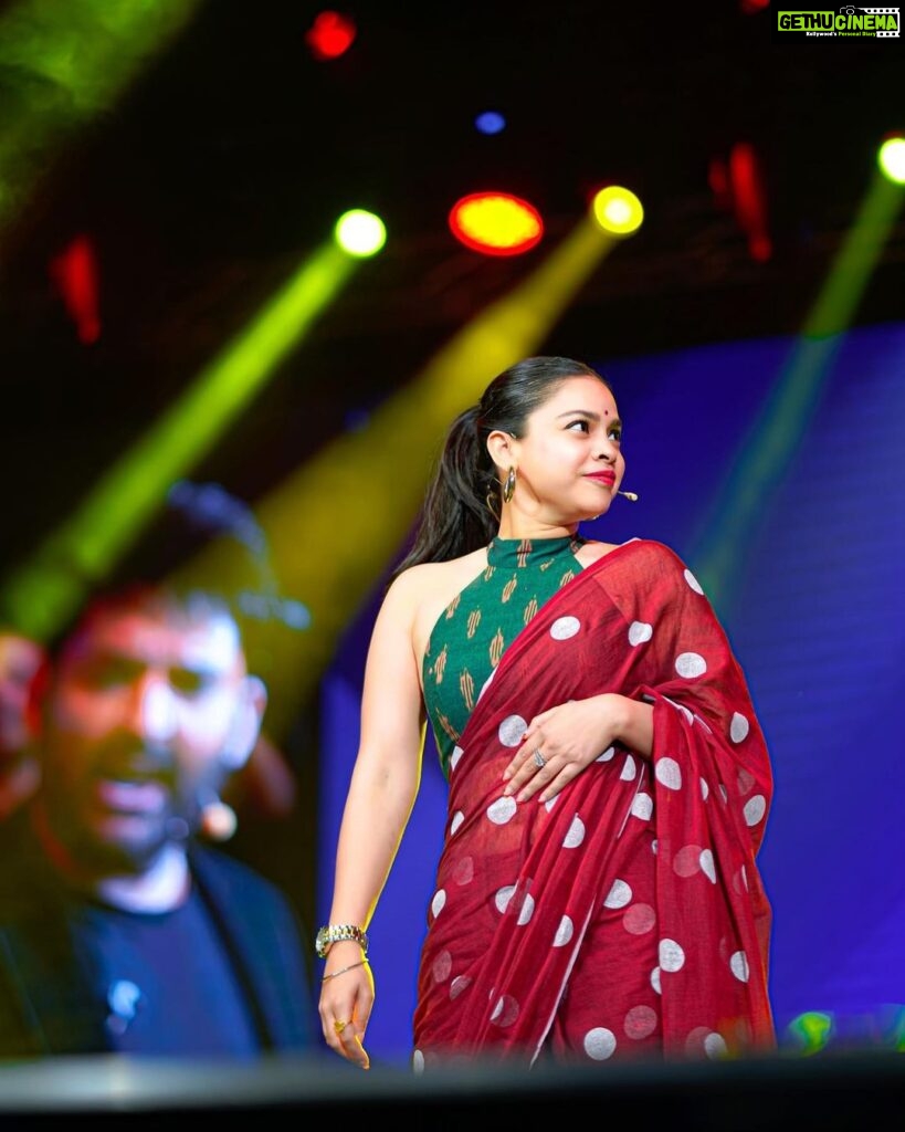 Actress Sumona Chakravarti HD Instagram Photos and Wallpapers July 2022 ...