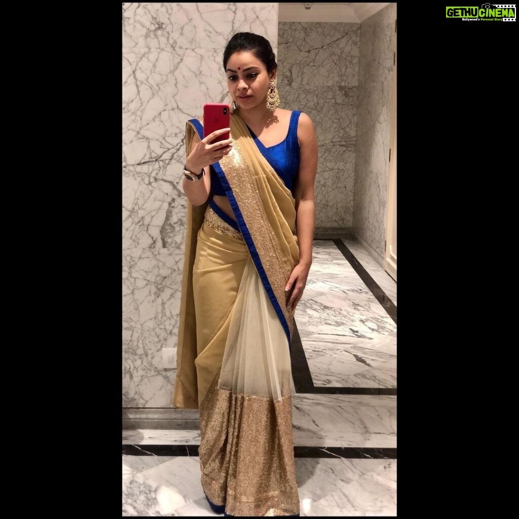 Sumona Chakravarti Instagram - 🍂🍂🍂 Howrah, India - Gethu Cinema