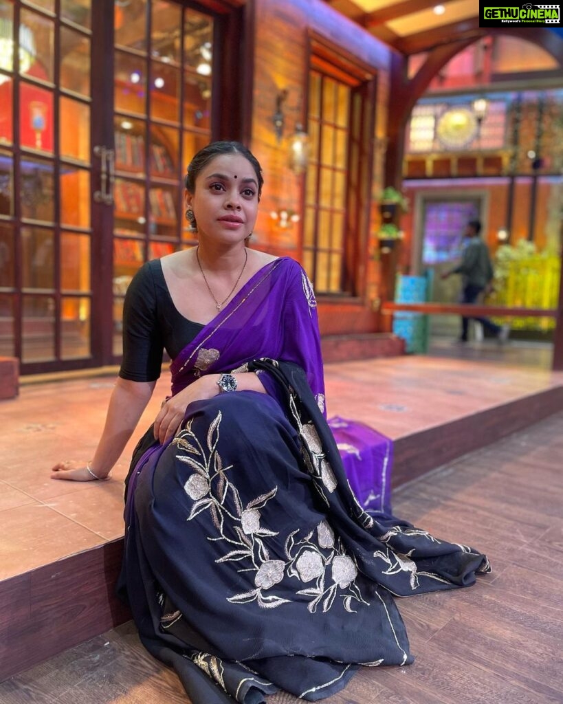 Actress Sumona Chakravarti HD Photos and Wallpapers April 2023 - Gethu ...