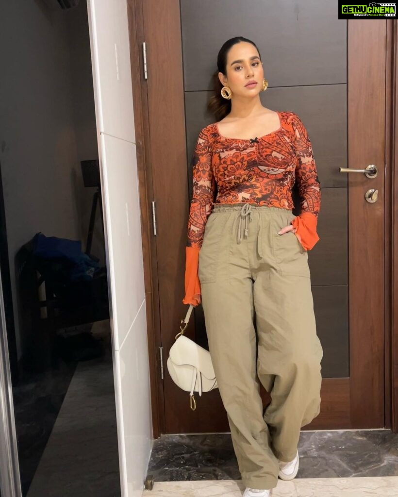 Singer Sunanda Sharma HD Instagram Photos and Wallpapers September 2022 ...