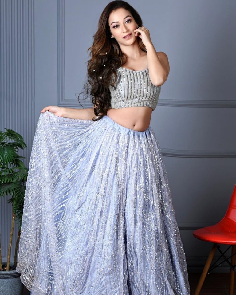 Sunayana Fozdar Wiki, Biography, Age, Gallery, Spouse and more
