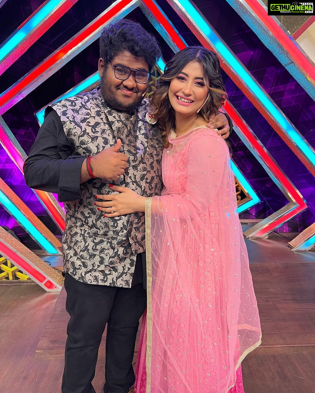 Actress Sunita Gogoi HD Instagram Photos and Wallpapers June 2022 ...