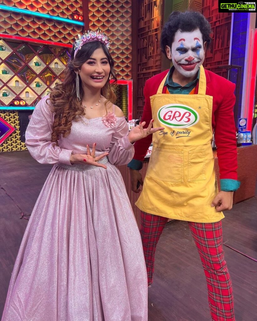 Actress Sunita Gogoi HD Instagram Photos and Wallpapers June 2022 ...