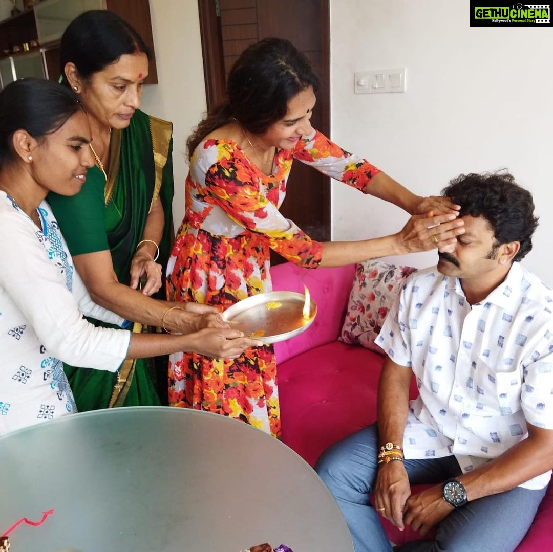 Sureka Instagram – Happy Raksha Bandhan to u all💕 | Gethu Cinema