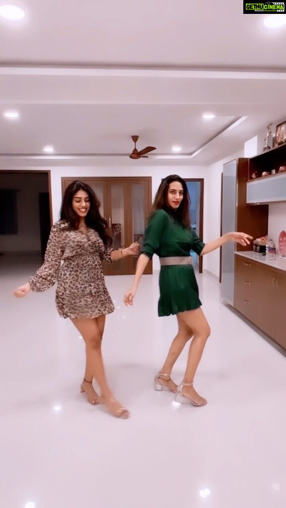 Actress Sureka HD Instagram Photos and Wallpapers January 2022 | Gethu ...