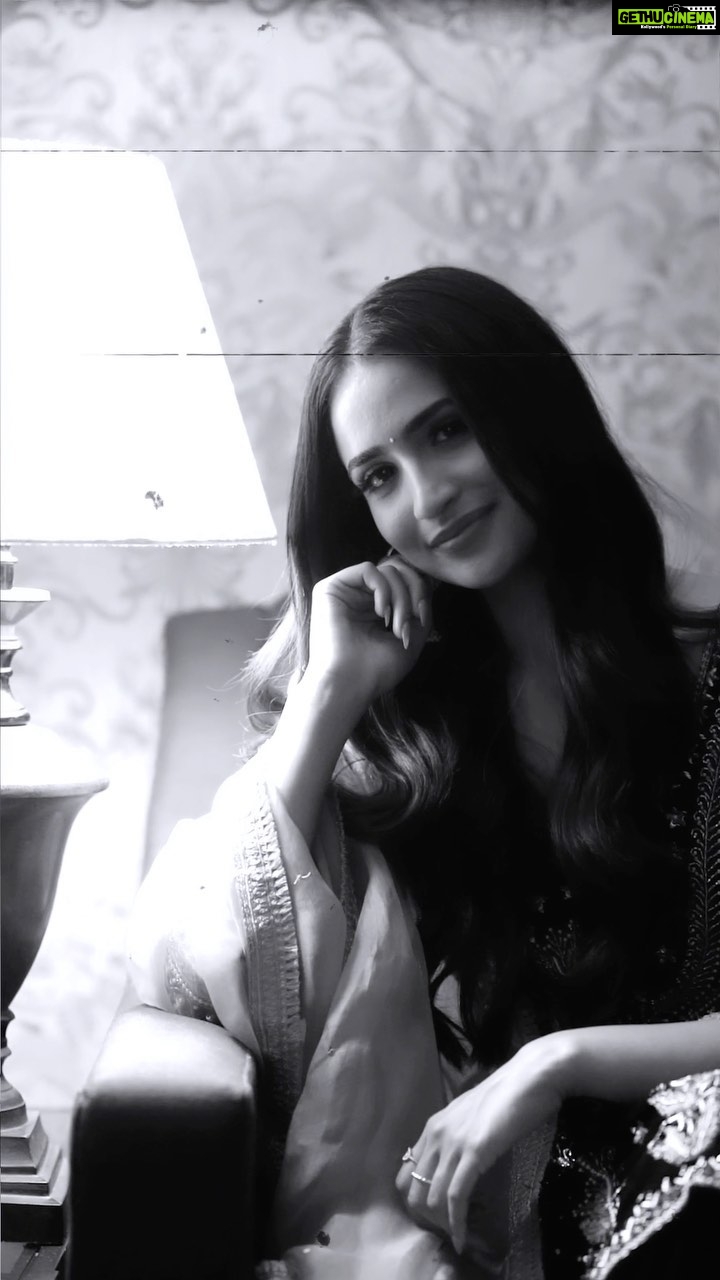 Actress Tanu Grewal HD Instagram Photos and Wallpapers September 2022 ...