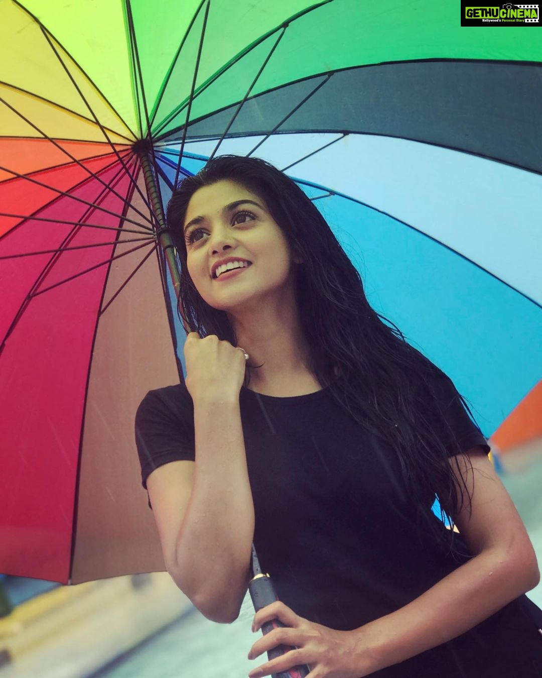 Actress Tanvi Dogra HD Instagram Photos and Wallpapers May 2020 | Gethu ...