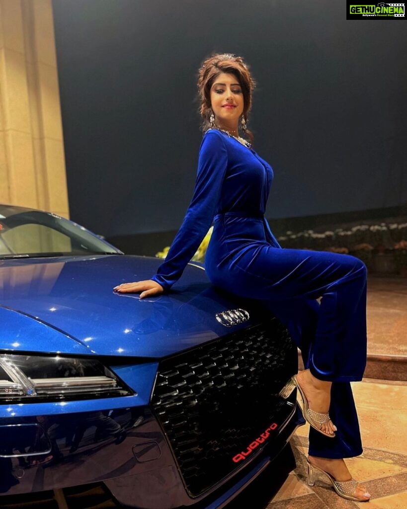 Actress Vindhya Tiwari HD Instagram Photos and Wallpapers April 2023 ...