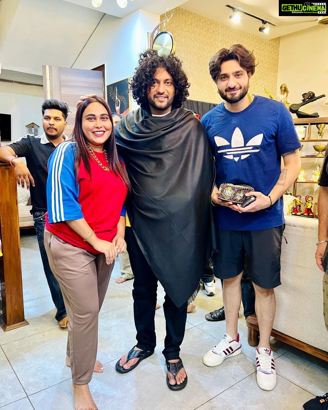 Afsana Khan Instagram – जिस तरह चाहे नचा ले तू इशारे पे मुझे ऐ मालिक ...