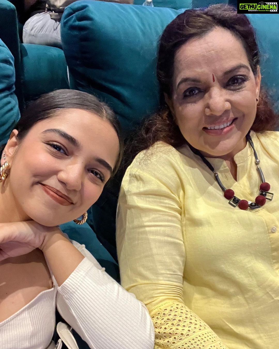 Ahsaas Channa Instagram – When in Nashik , it’s kids day out Sula ...