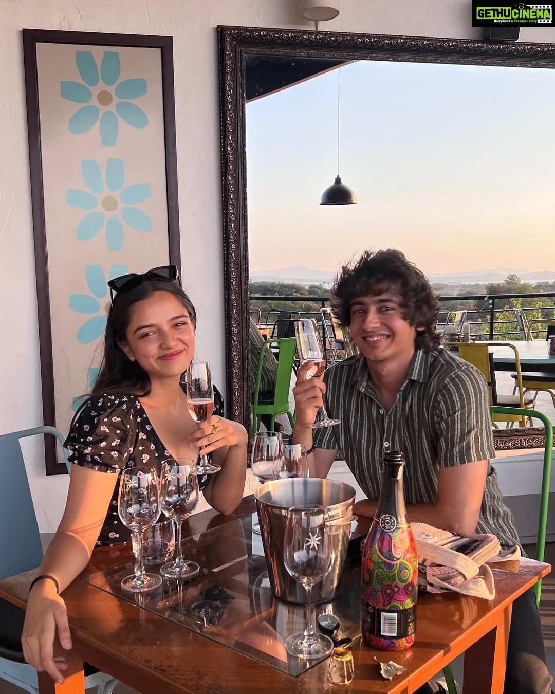 Ahsaas Channa Instagram – When in Nashik , it’s kids day out Sula ...