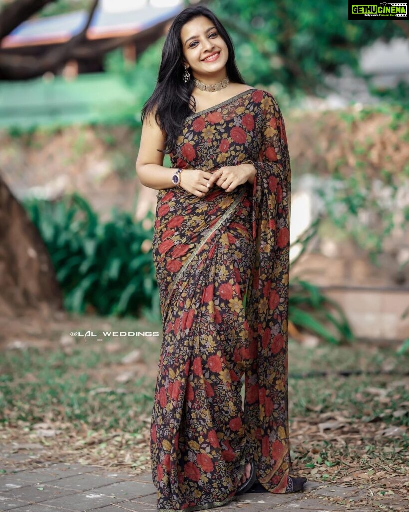 Actress Alphy Panjikaran HD Instagram Photos and Wallpapers March 2023 ...