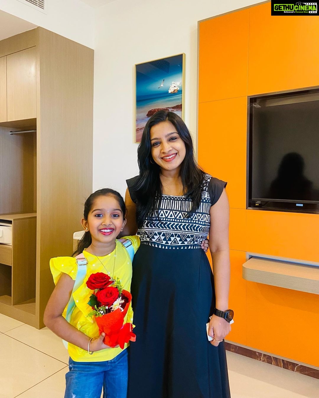 Actress Alphy Panjikaran HD Photos and Wallpapers March 2023 - Gethu Cinema