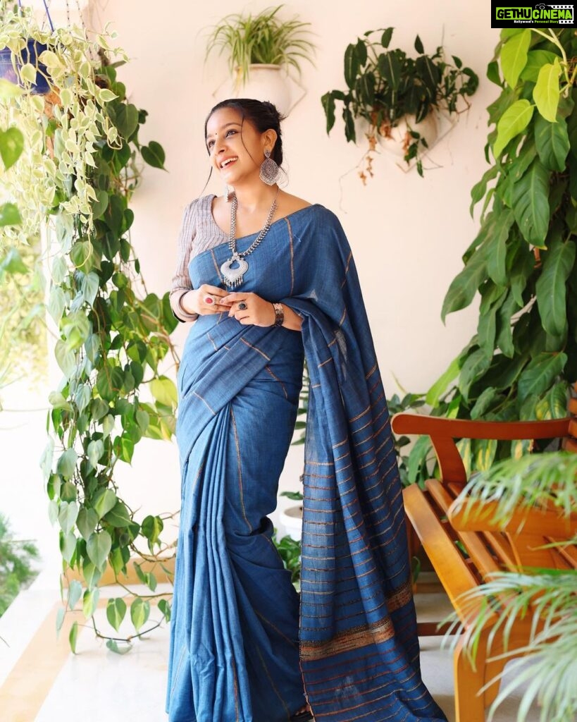 Actress Alphy Panjikaran HD Photos and Wallpapers May 2023 - Gethu Cinema