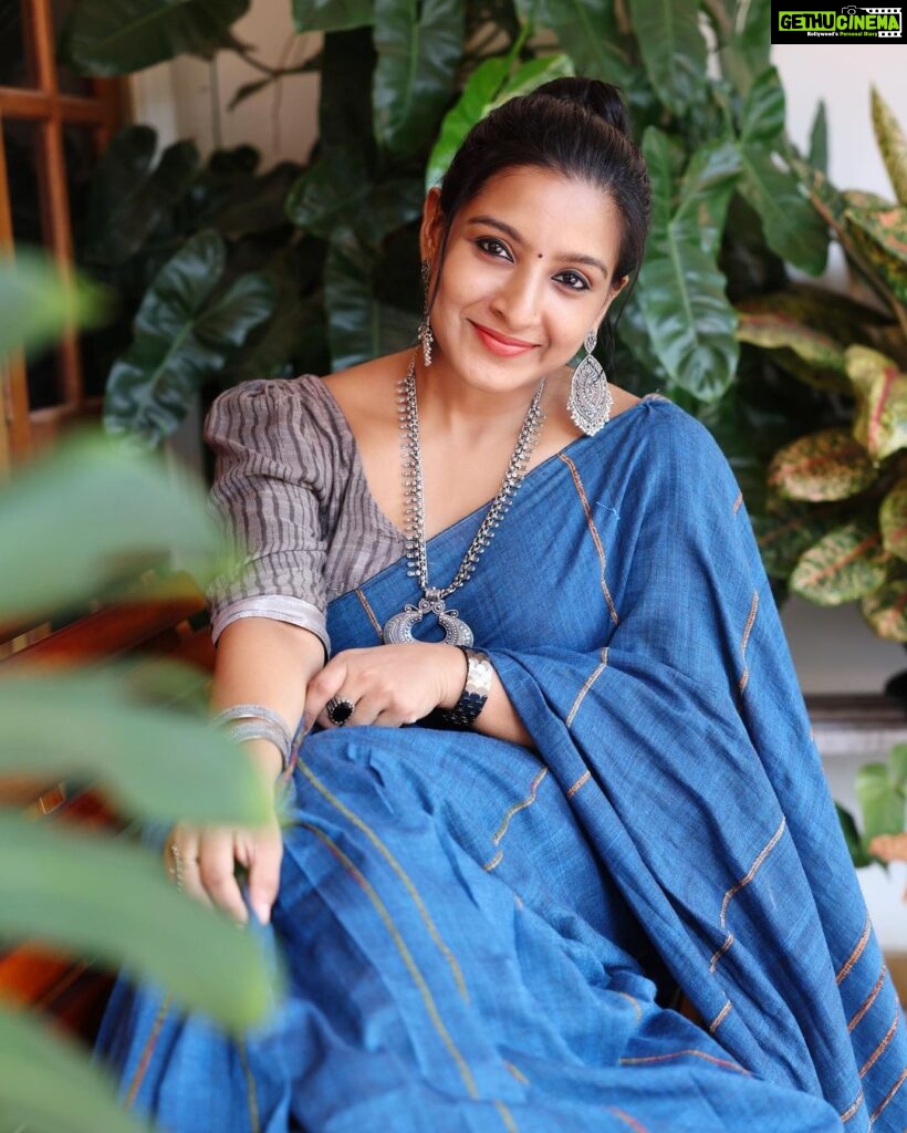 Actress Alphy Panjikaran HD Photos and Wallpapers May 2023 - Gethu Cinema