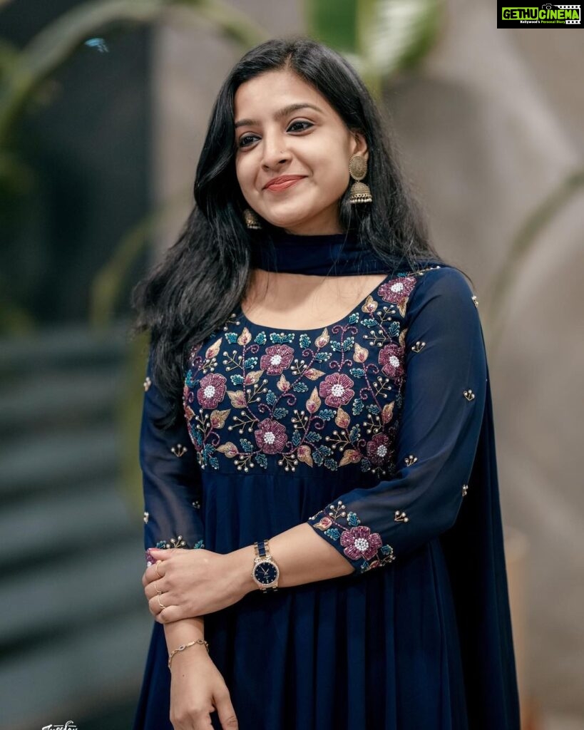 Actress Alphy Panjikaran HD Instagram Photos and Wallpapers April 2023 ...