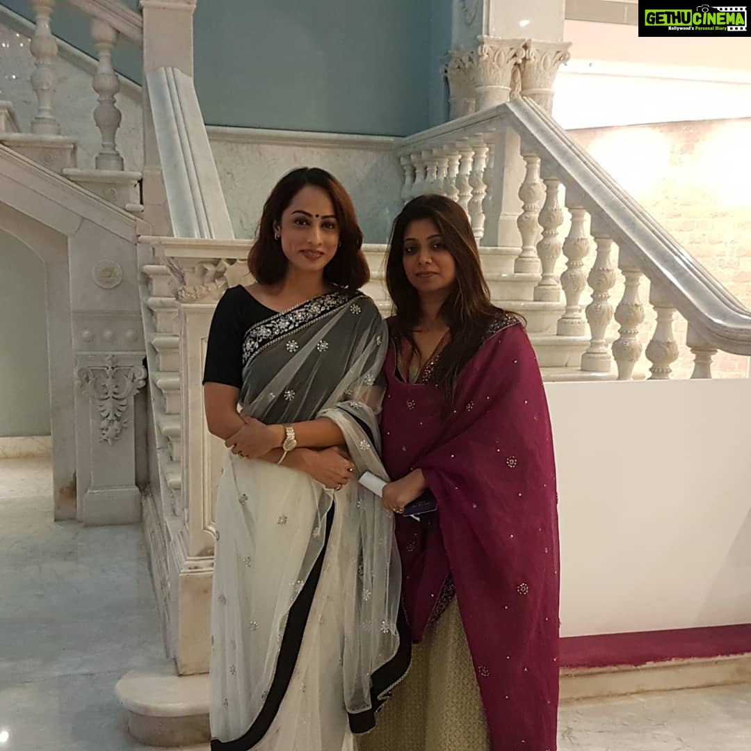 Ansha Sayed Instagram – A treat for music lovers..fusion of Indian ...