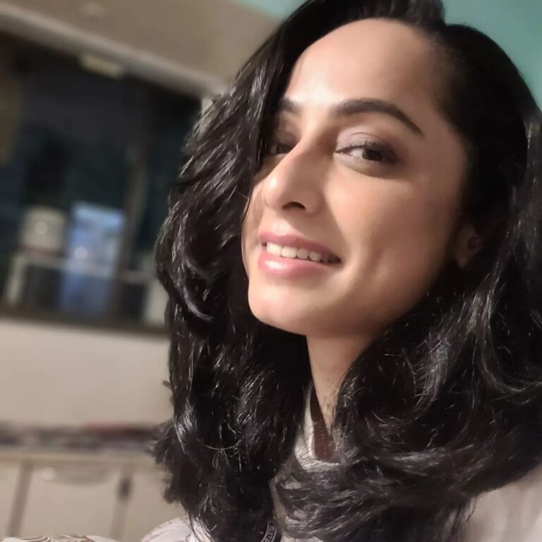 Actress Ansha Sayed HD Photos and Wallpapers January 2023 | Gethu Cinema