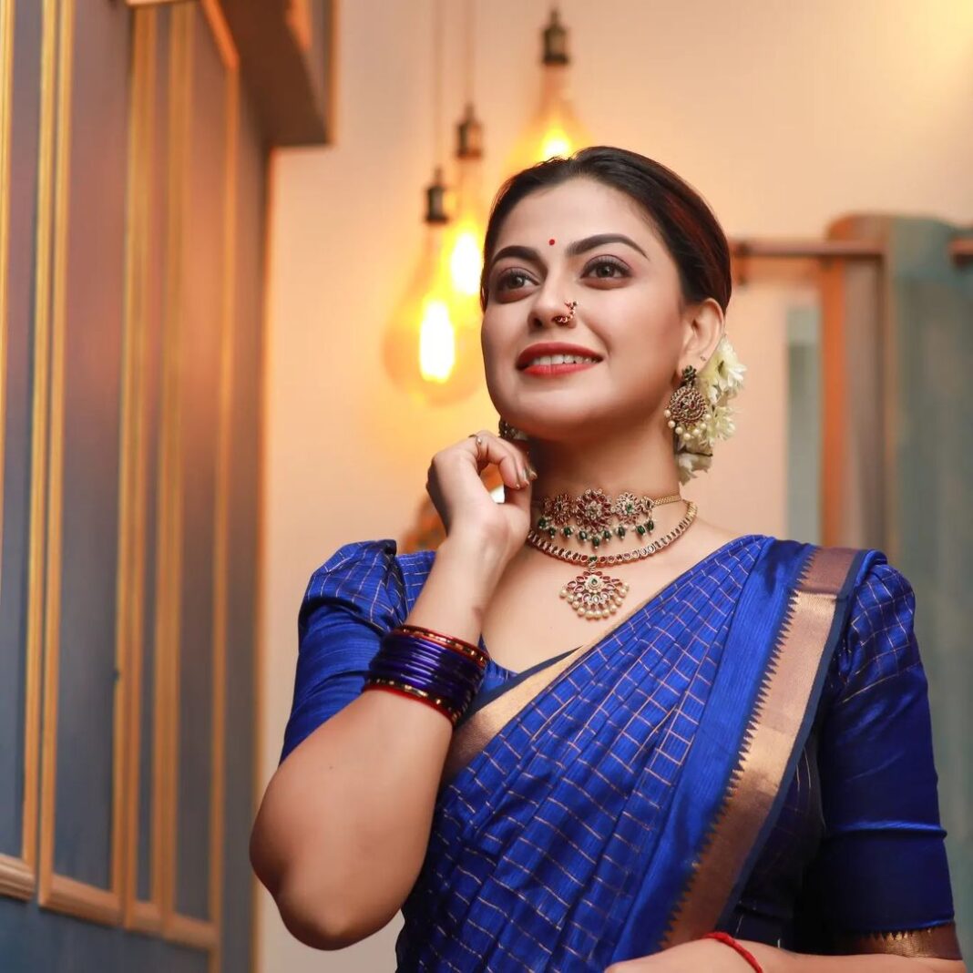 Actress Anusree HD Instagram Photos and Wallpapers April 2023 | Gethu Cinema