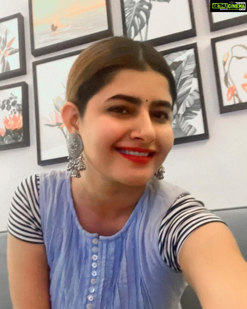 Actress Ashima Narwal HD Photos and Wallpapers April 2023 - Gethu Cinema