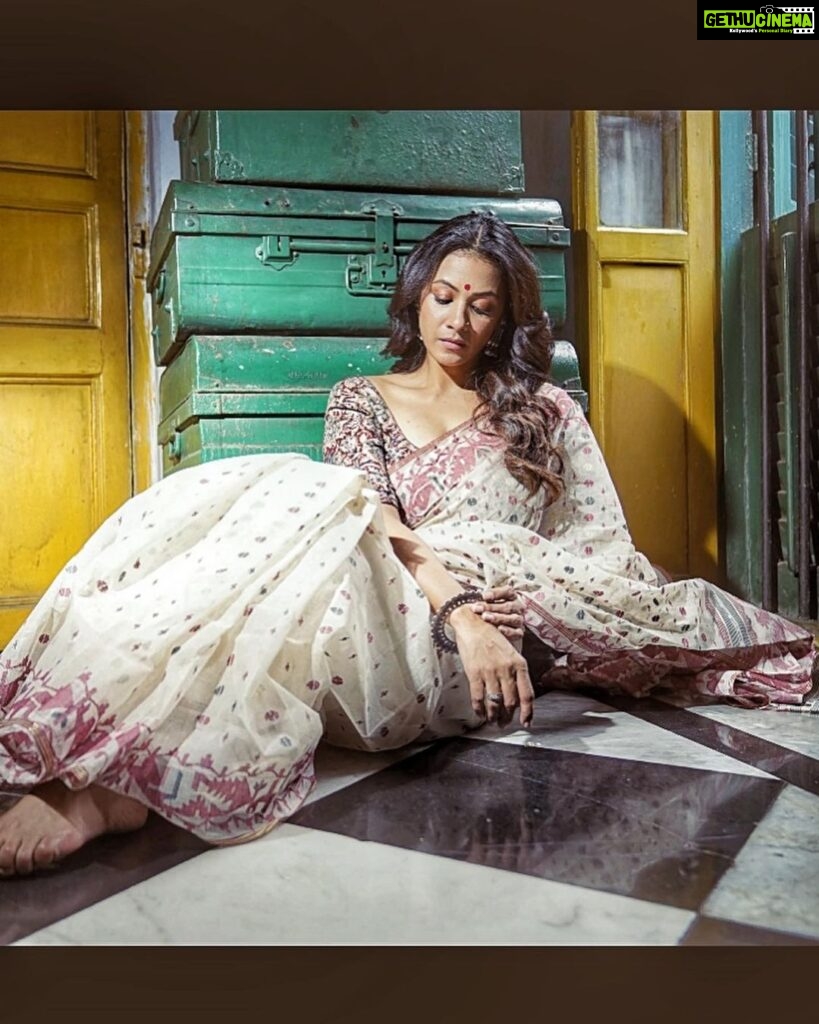 Actress Barkha Bisht Sengupta HD Instagram Photos and Wallpapers ...