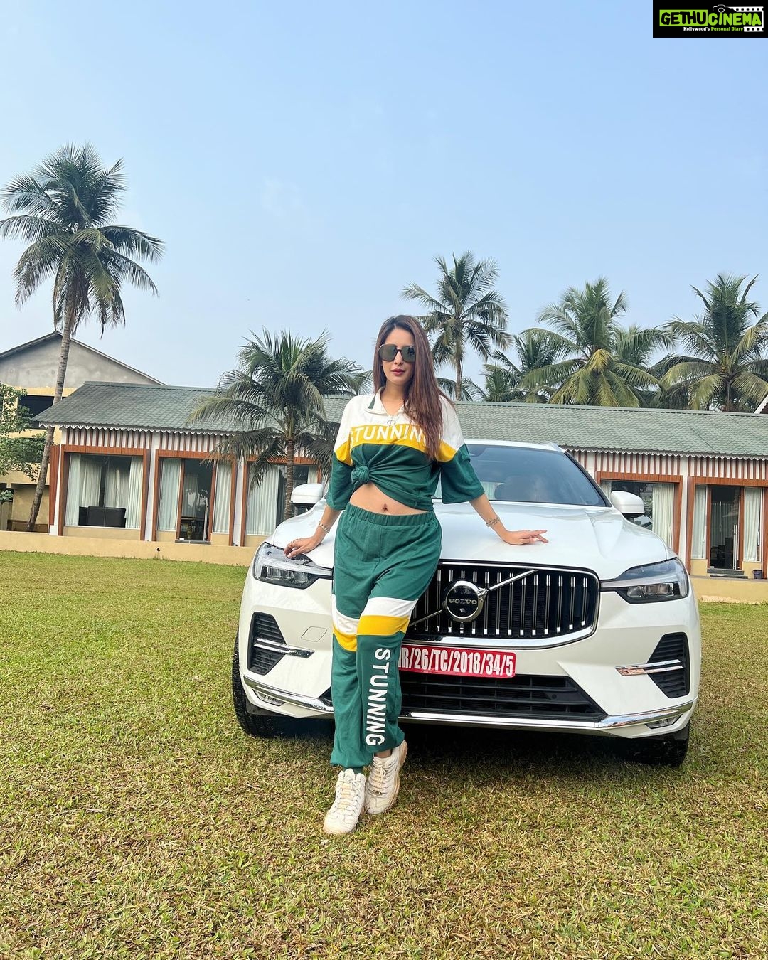 Actress Chahatt Khanna HD Instagram Photos and Wallpapers January 2022 ...