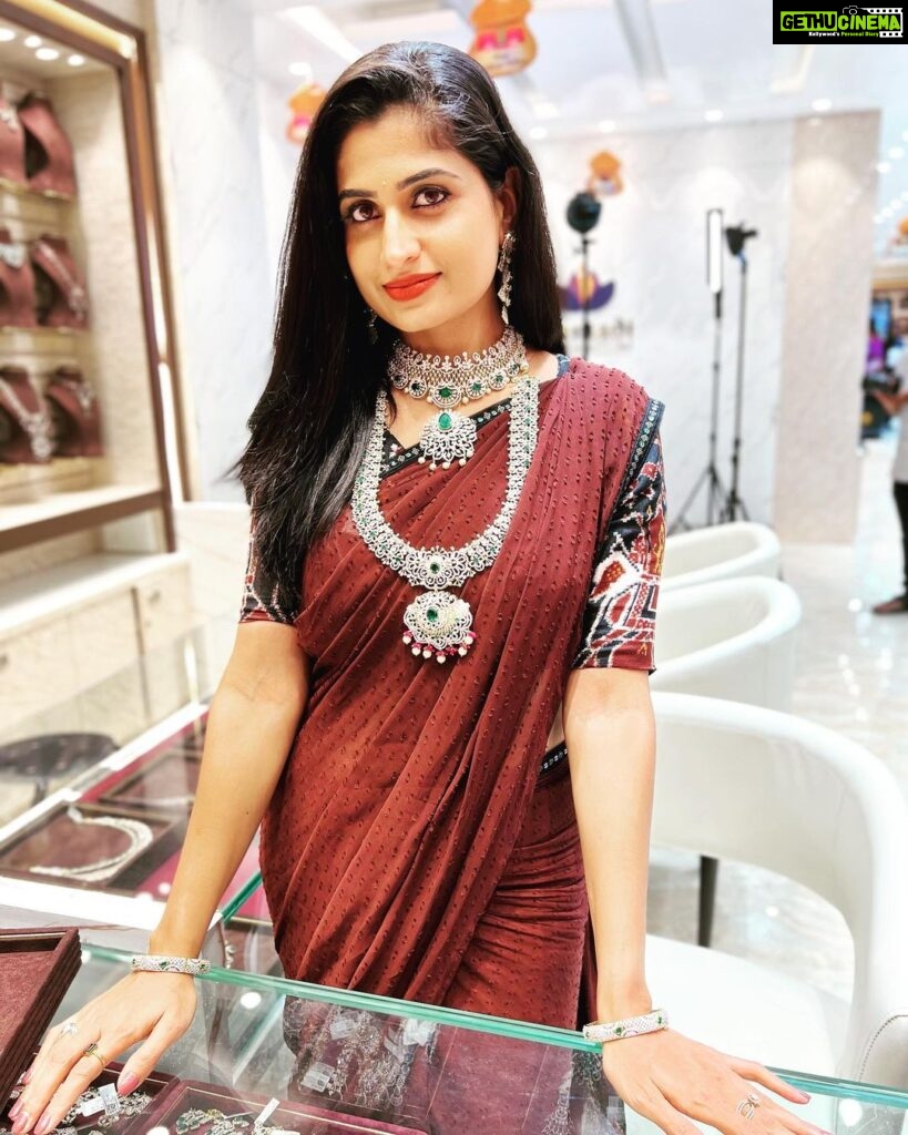 Actress Chaitra Rai HD Instagram Photos and Wallpapers May 2023 | Gethu ...