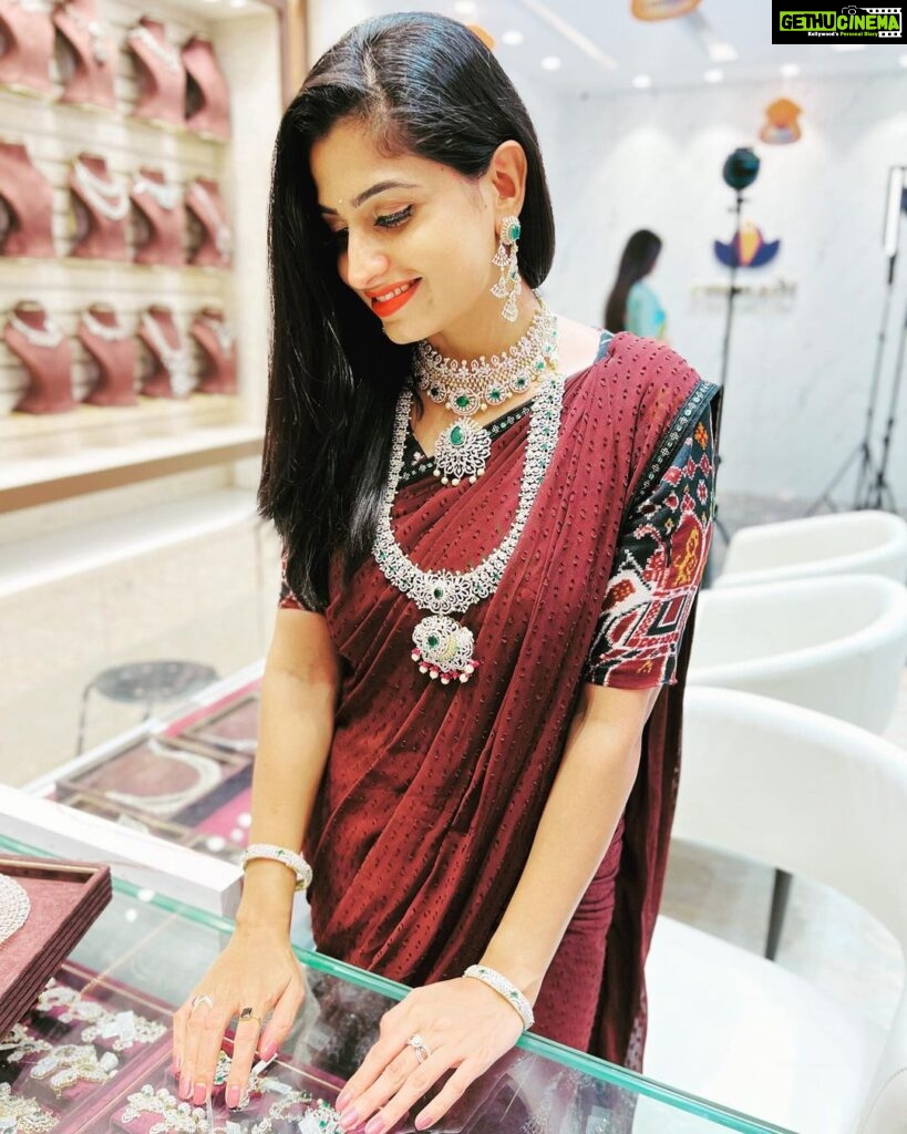 Actress Chaitra Rai HD Instagram Photos and Wallpapers May 2023 | Gethu ...