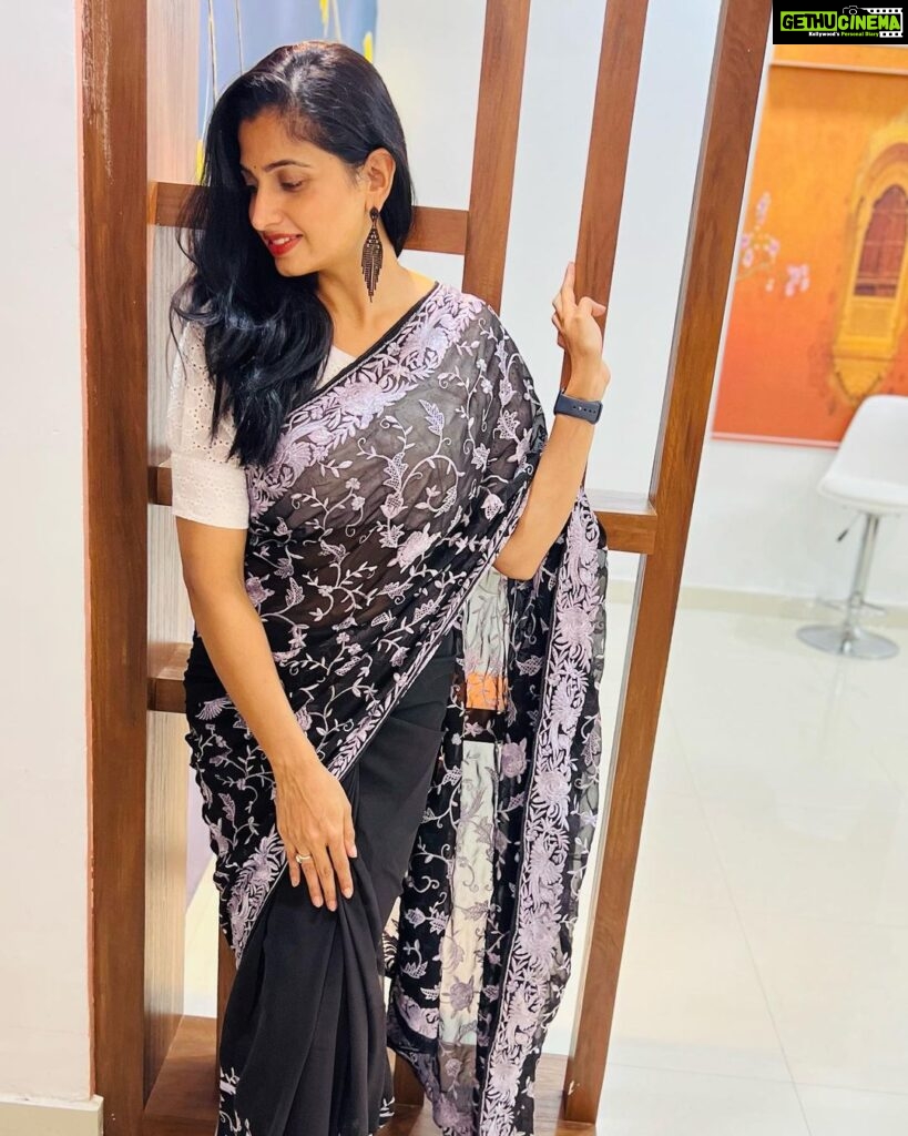 Actress Chaitra Rai HD Photos and Wallpapers April 2023 - Gethu Cinema