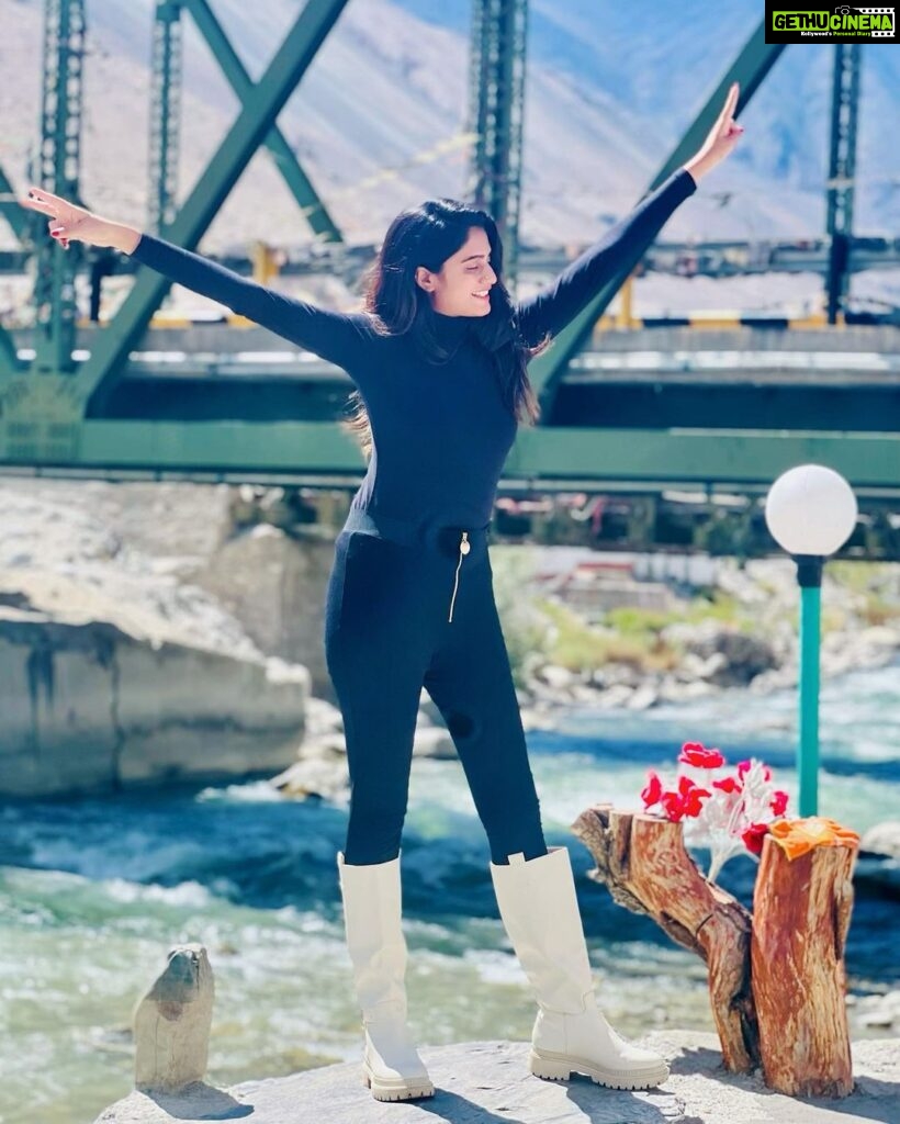 Deepthi Manne Instagram - A Happy Soul - Gethu Cinema